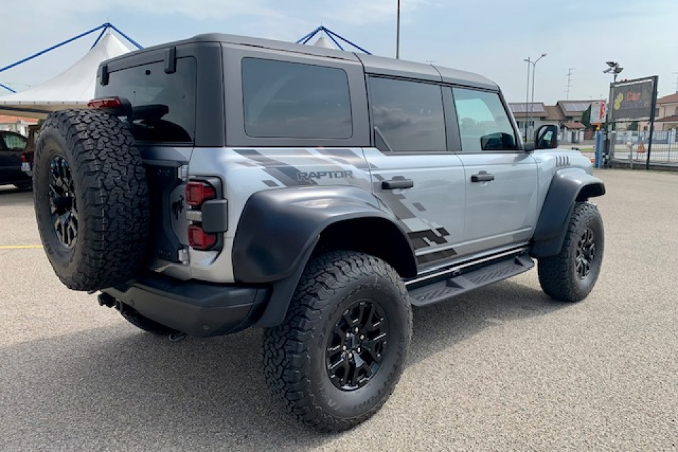 Auto Nuove: FORD BRONCO RAPTOR